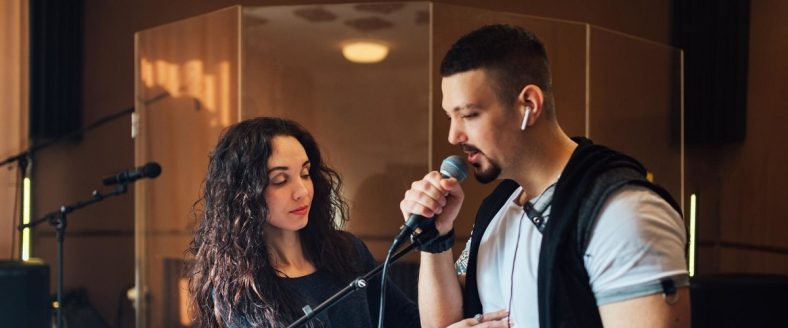 Types Of Vocal Timbre: Explaining This Amazing Term! (2023)