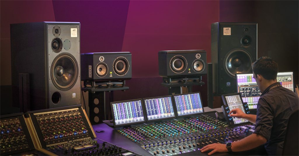 Frequency Response in Studio Monitors: Understanding This Big Spec!